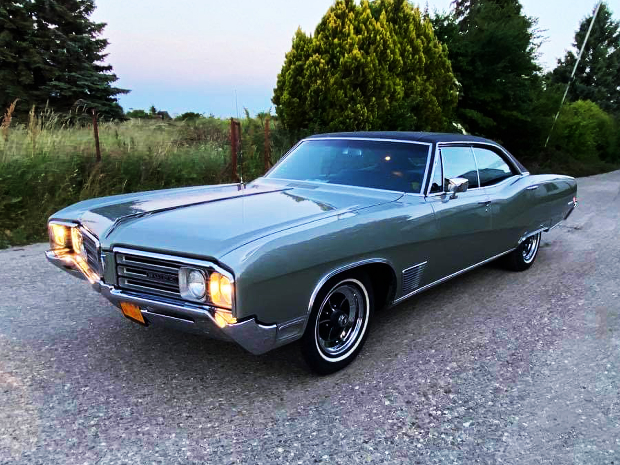 1968 Buick Wildcat 4 Door